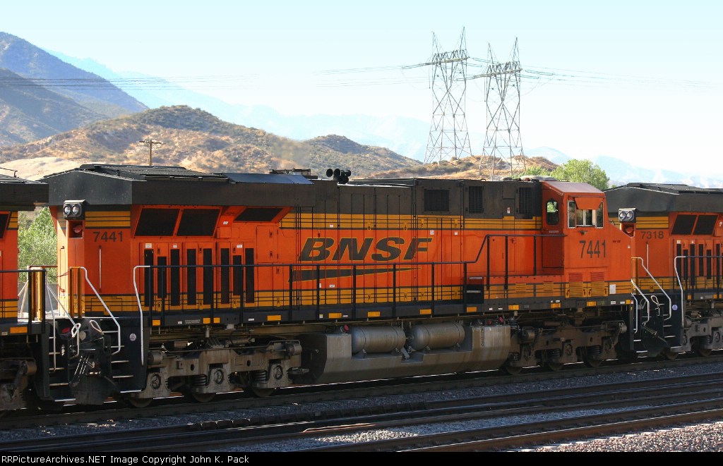 BNSF 7441